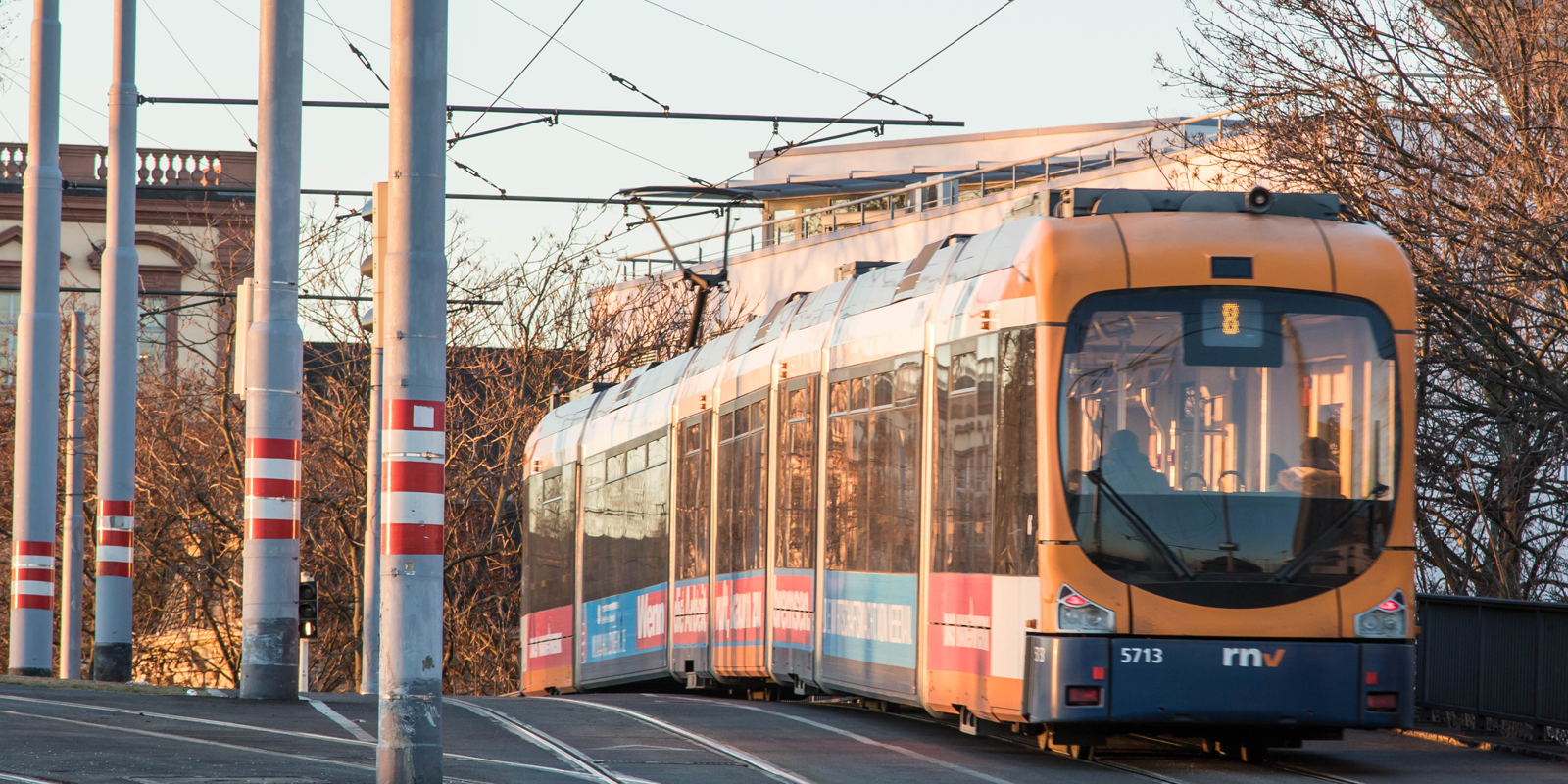Die Straßenbahnlinien der rnv als rnv-Elf zur Fußball EM 2021 · der ...